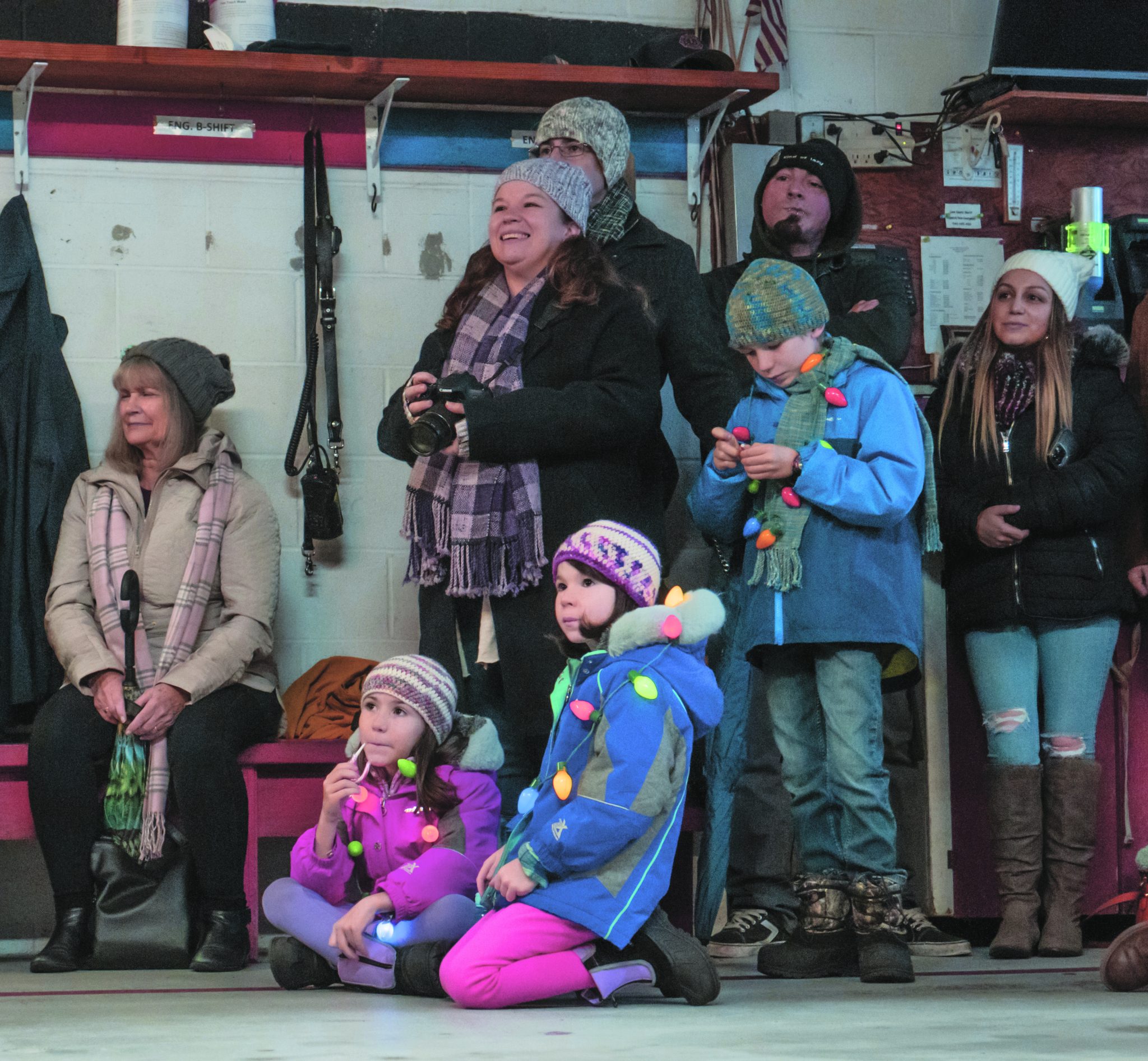 Creswell Winter Lights hit the right notes - The Chronicle
