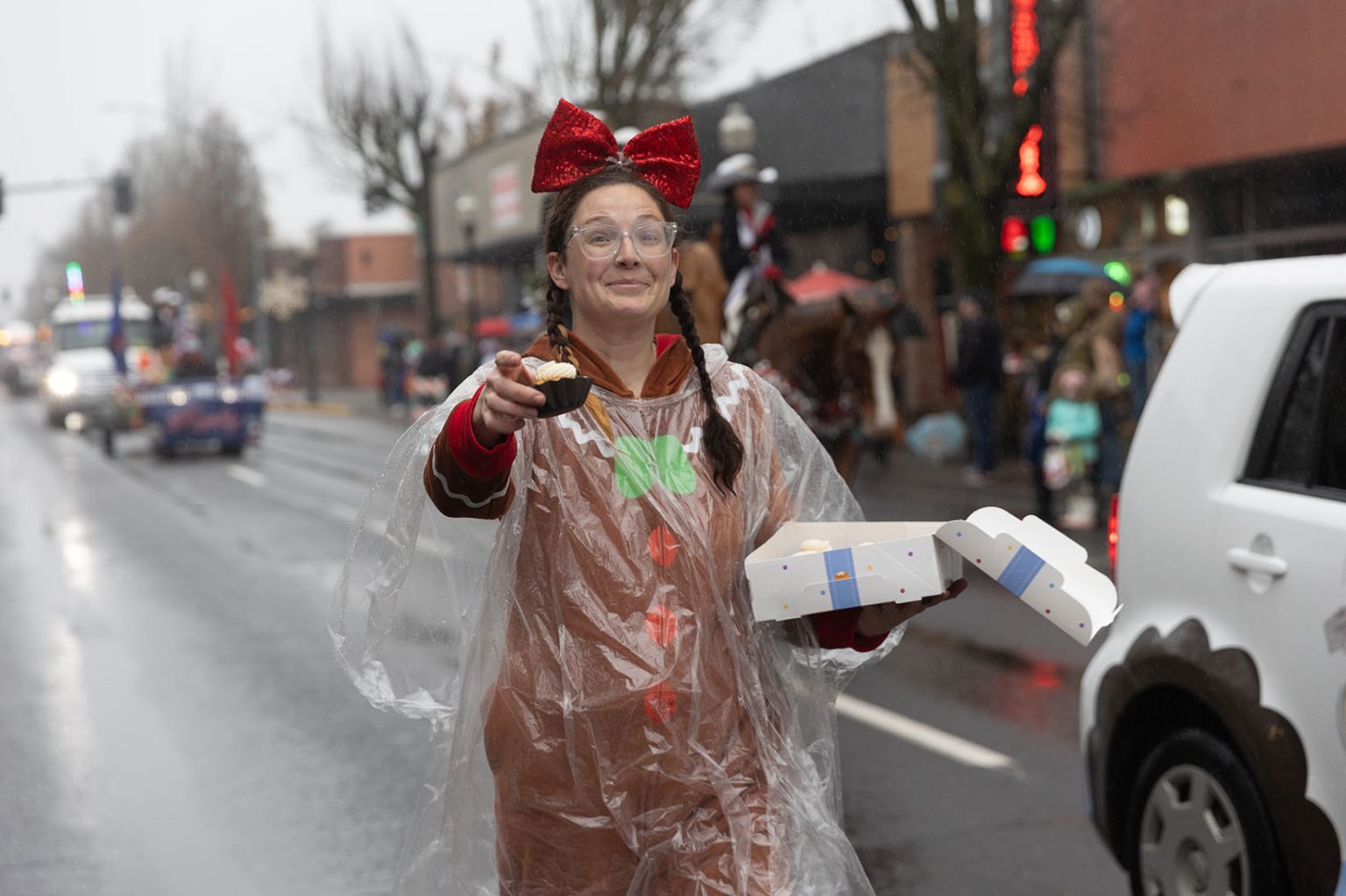 Soggy but spirited 'Oldest & Coldest' Springfield parade - The Chronicle